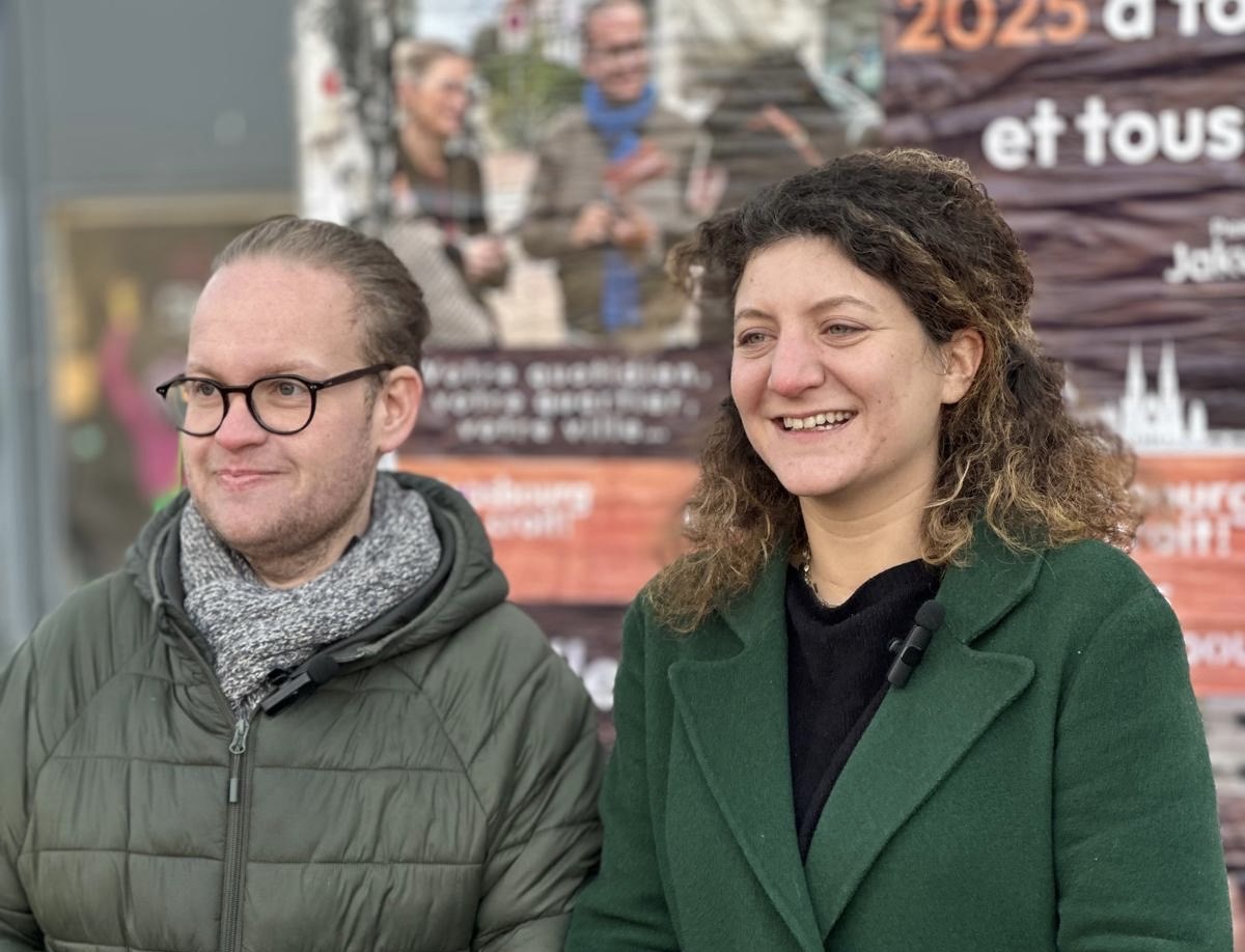 Opération de collage pour vous souhaiter bonne année dans tous les ...